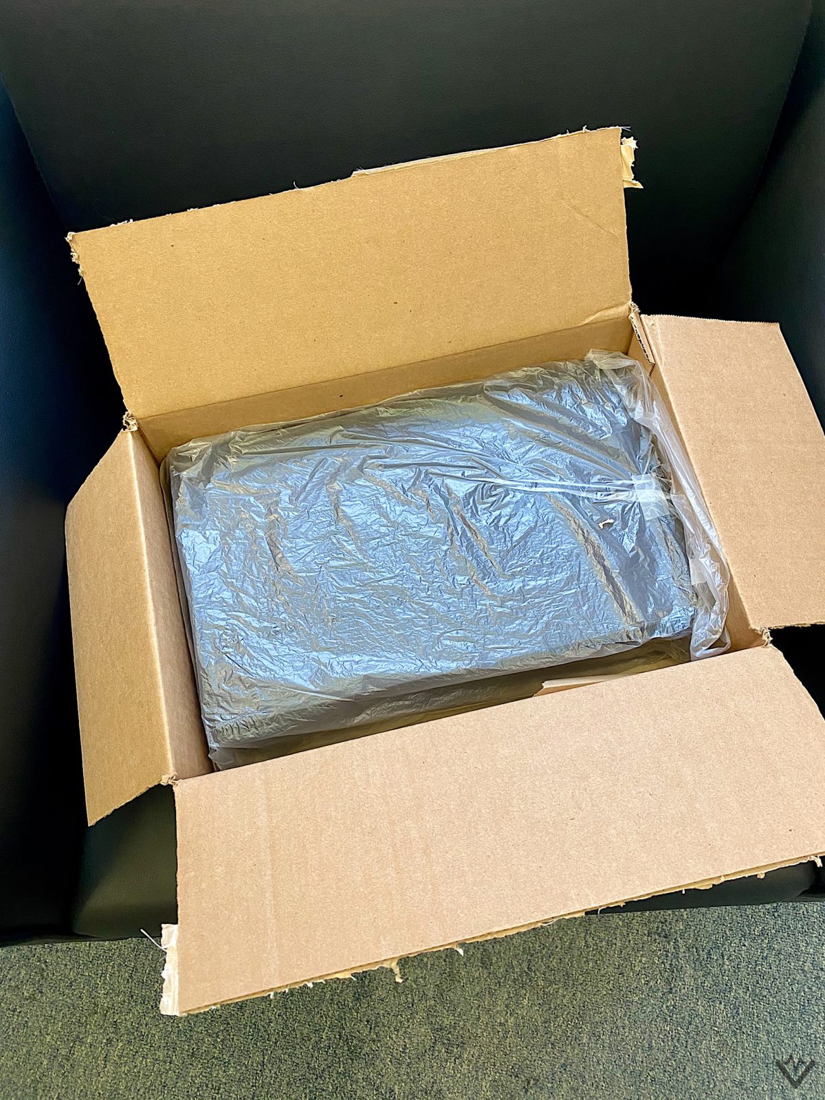 Unboxing the 2020 Tesla Tequila - EV Pulse