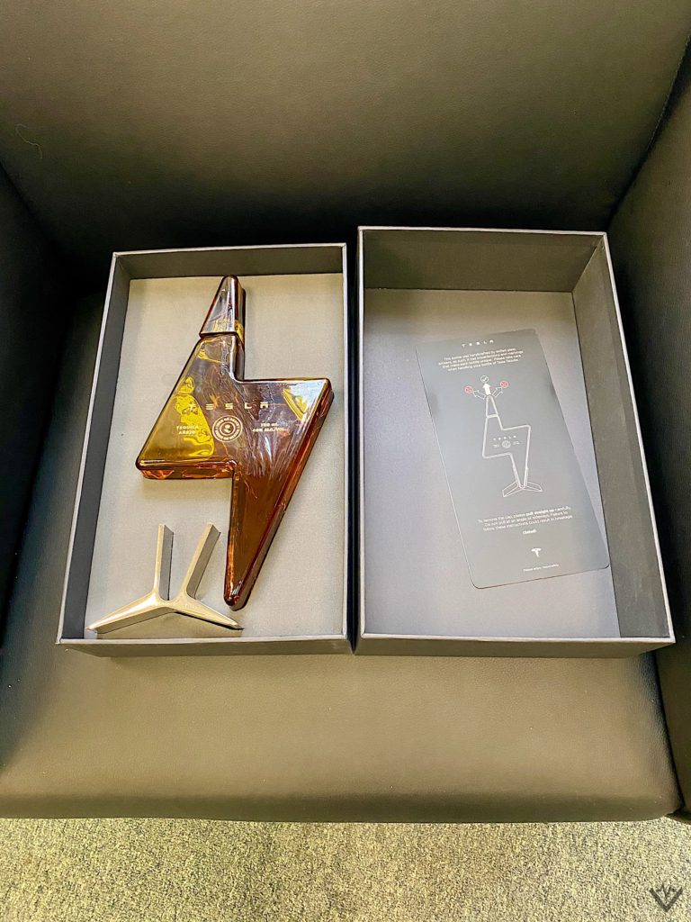 Unboxing the 2020 Tesla Tequila - EV Pulse