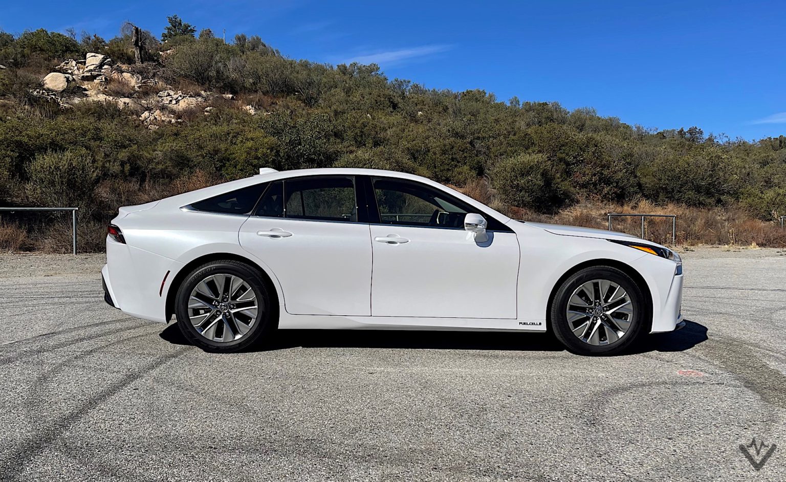 2021 Toyota Mirai first drive review: The best new car you probably can ...