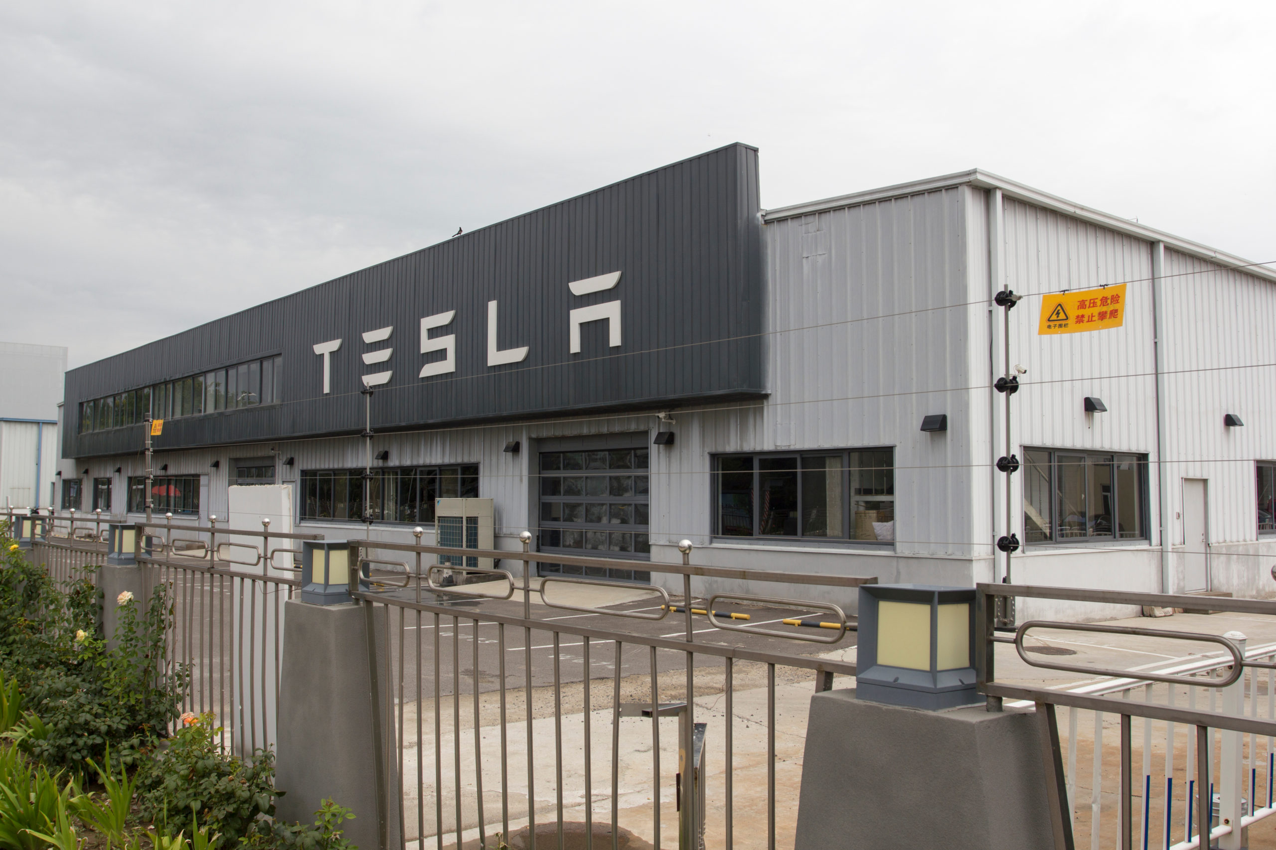 Tesla reports Q4 deliveries and overall 2020 performance numbers - EV Pulse