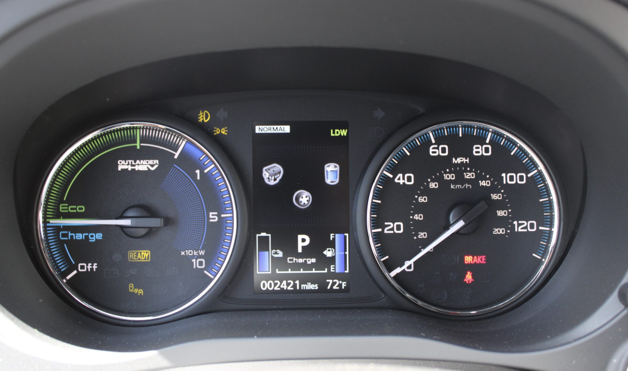 How does Mitsubishi’s plug-in hybrid system work? - EV Pulse