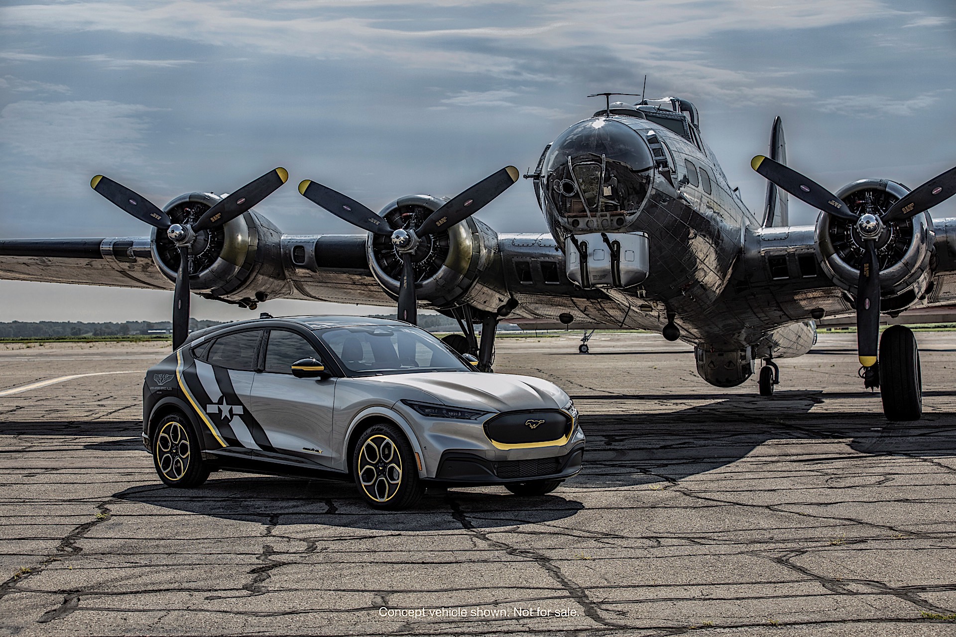 Ford builds Mustang Mach-E to honor Women Airforce Service Pilots - EV ...