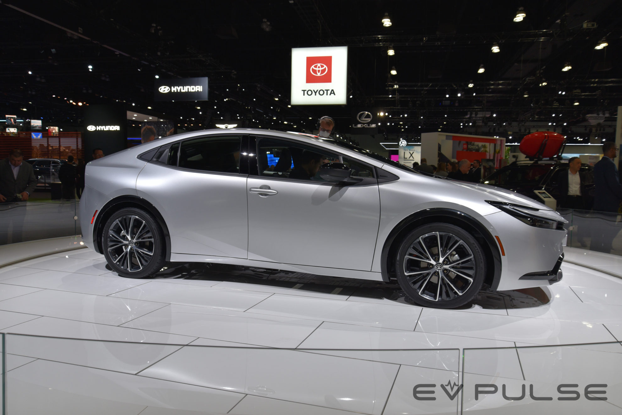 2023 Toyota Prius, Prius Prime deliver better MPG and all-electric ...