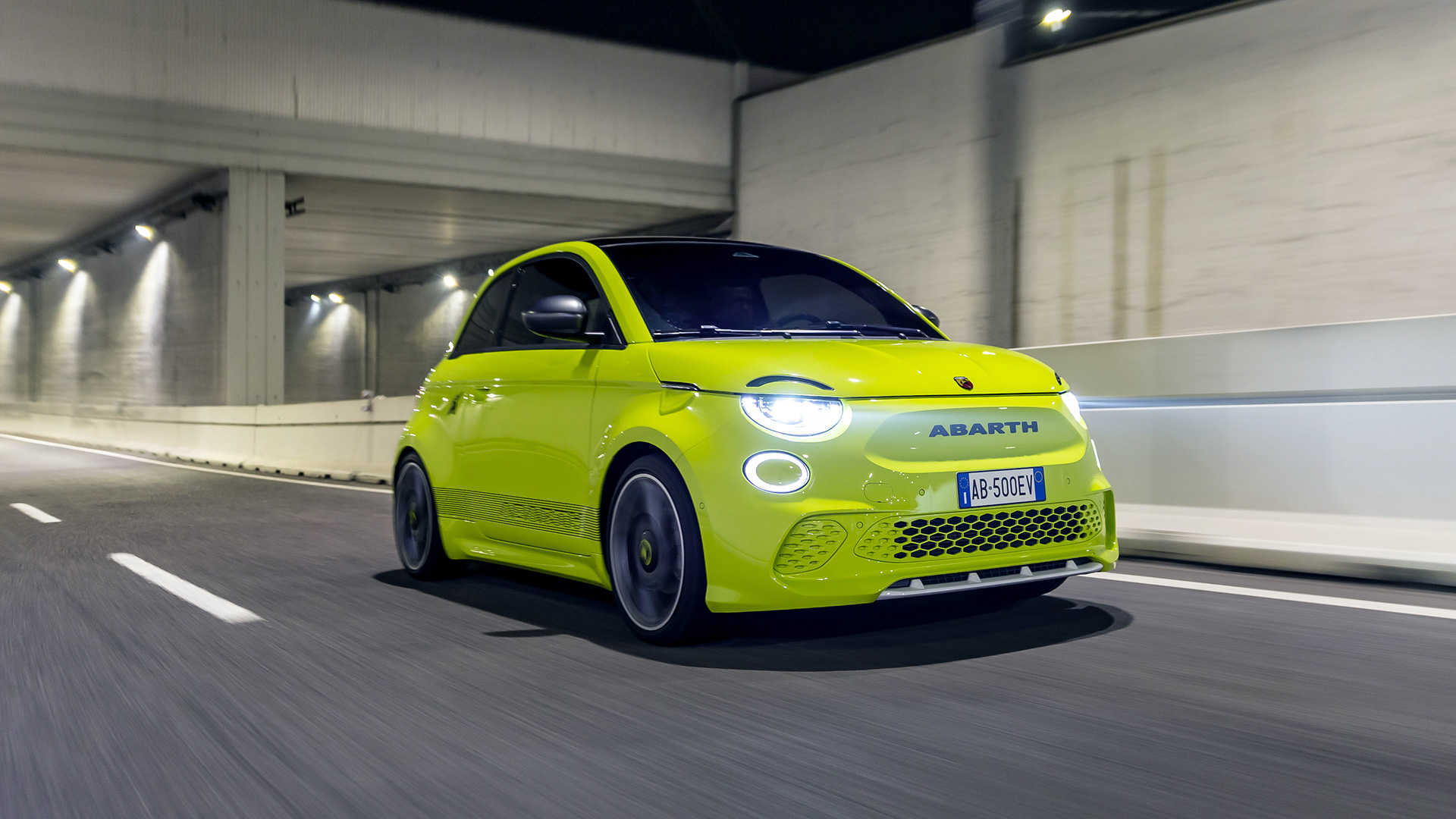 New Abarth 500e is the electric hot hatch we all want - EV Pulse