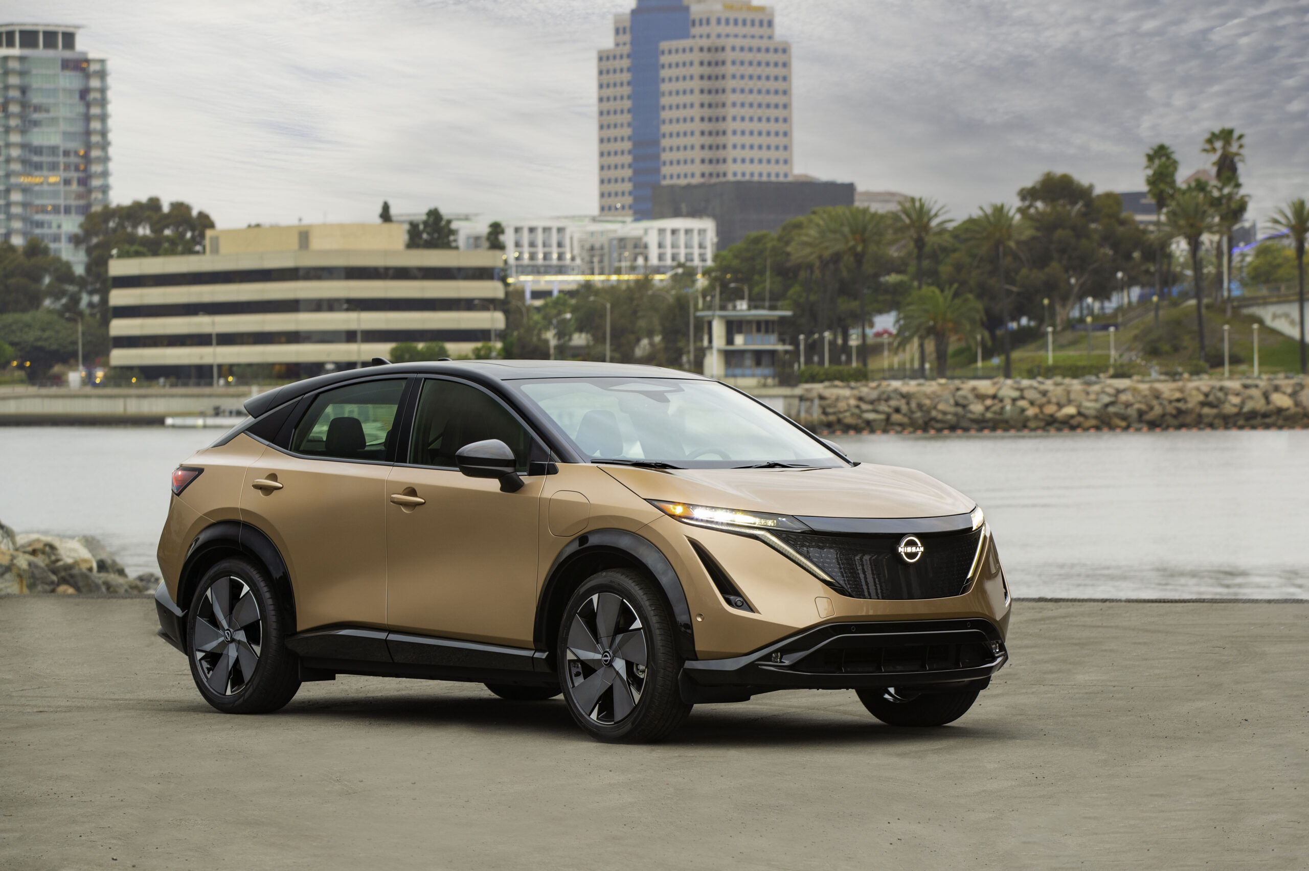 Nissan first Japanese automaker to announce NACS support - EV Pulse
