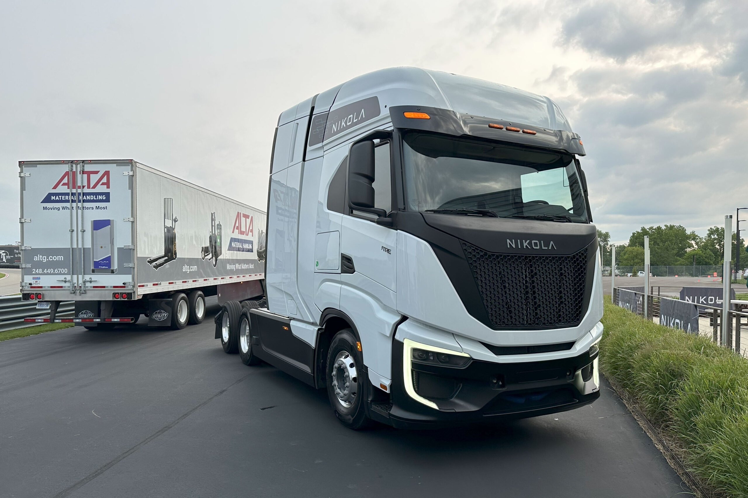 Nikola’s electric and hydrogen fuel cell-powered big rigs put diesel to ...