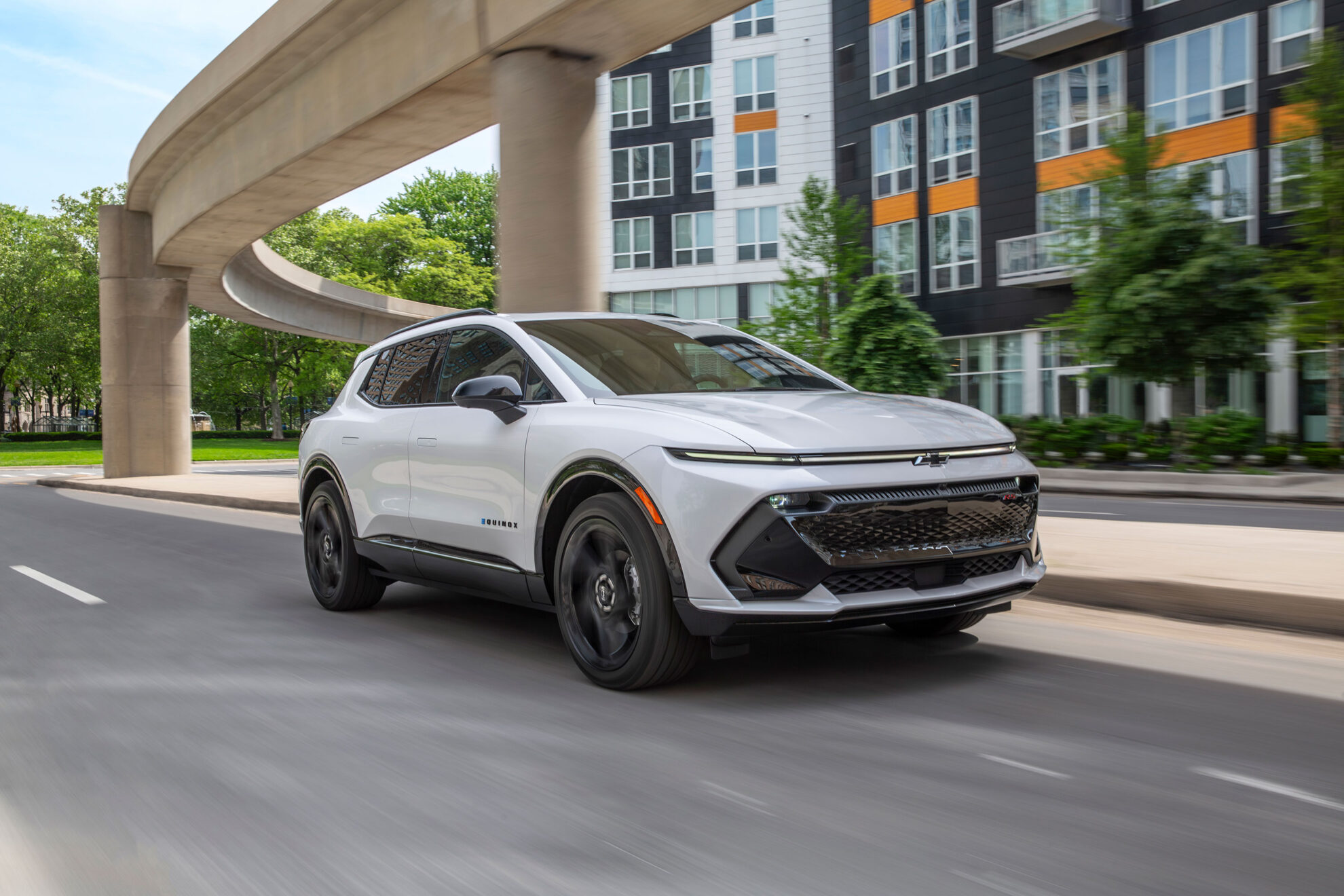 2024 Chevy Equinox EV first drive review: The Goldilocks of EVs - EV Pulse