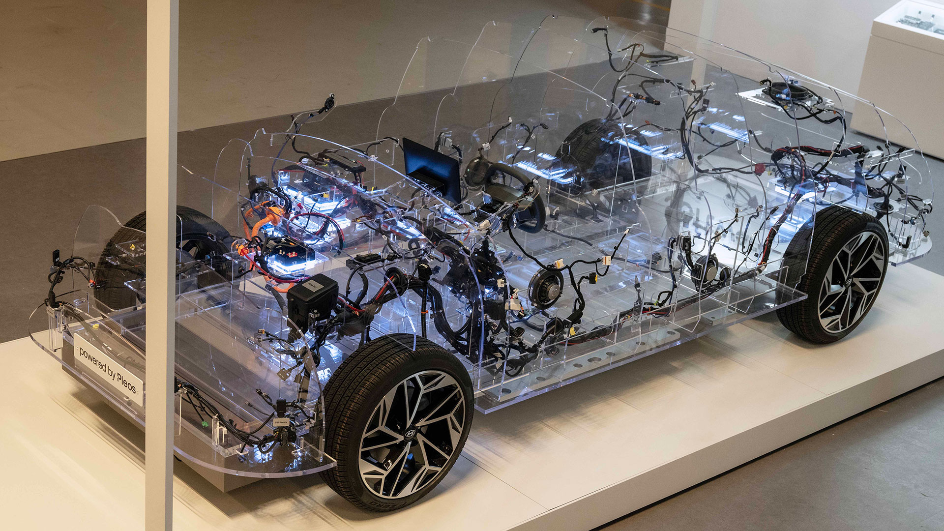 Hyundai unveils Pleos, its new mobility software brand - EV Pulse