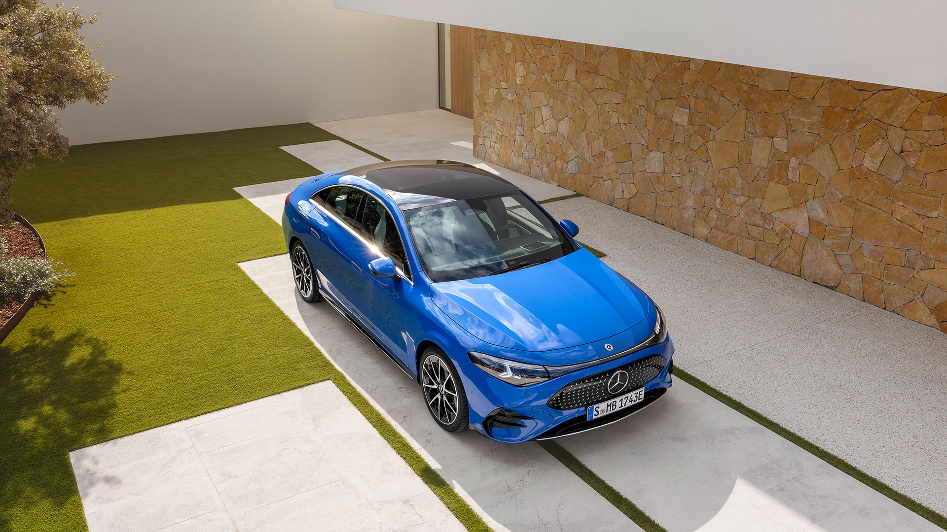 This Mercedes-Benz EV actually looks pretty good - EV Pulse