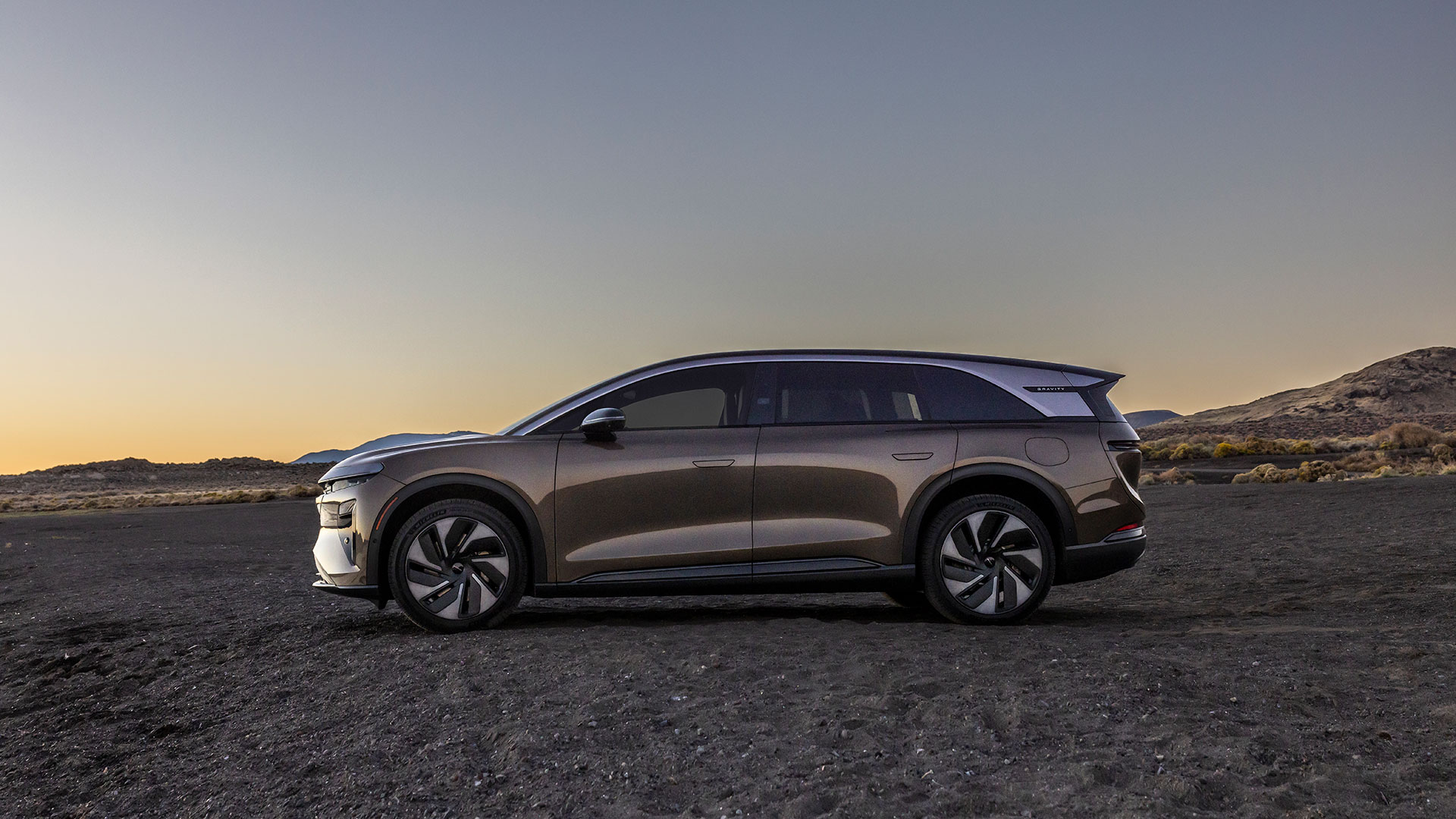 Lucid launches Gravity Touring to broaden three row EV lineup - EV Pulse
